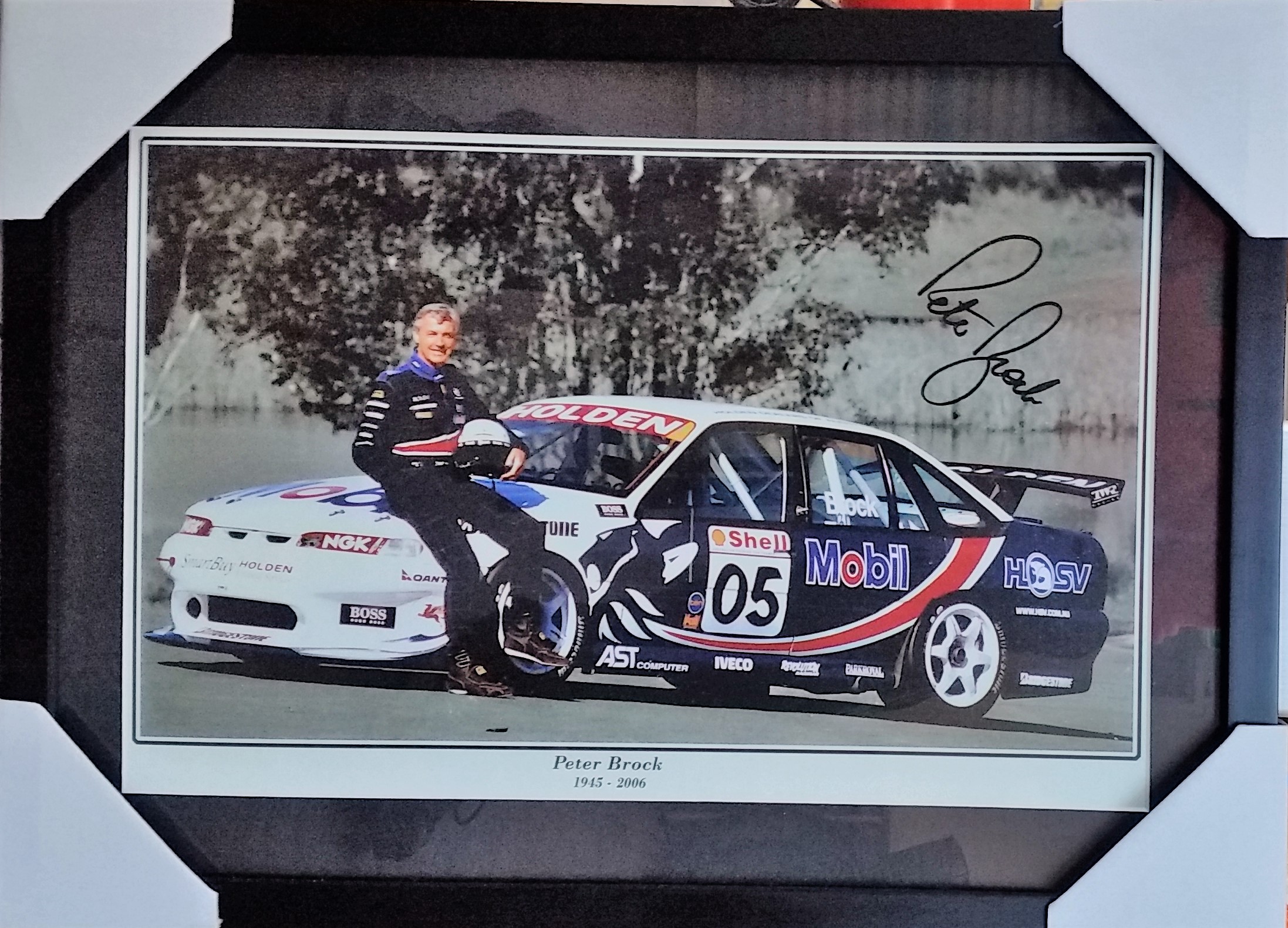 Peter Brock 1945-2006 Framed Memorabilia - Lot 867729 | ALLBIDS