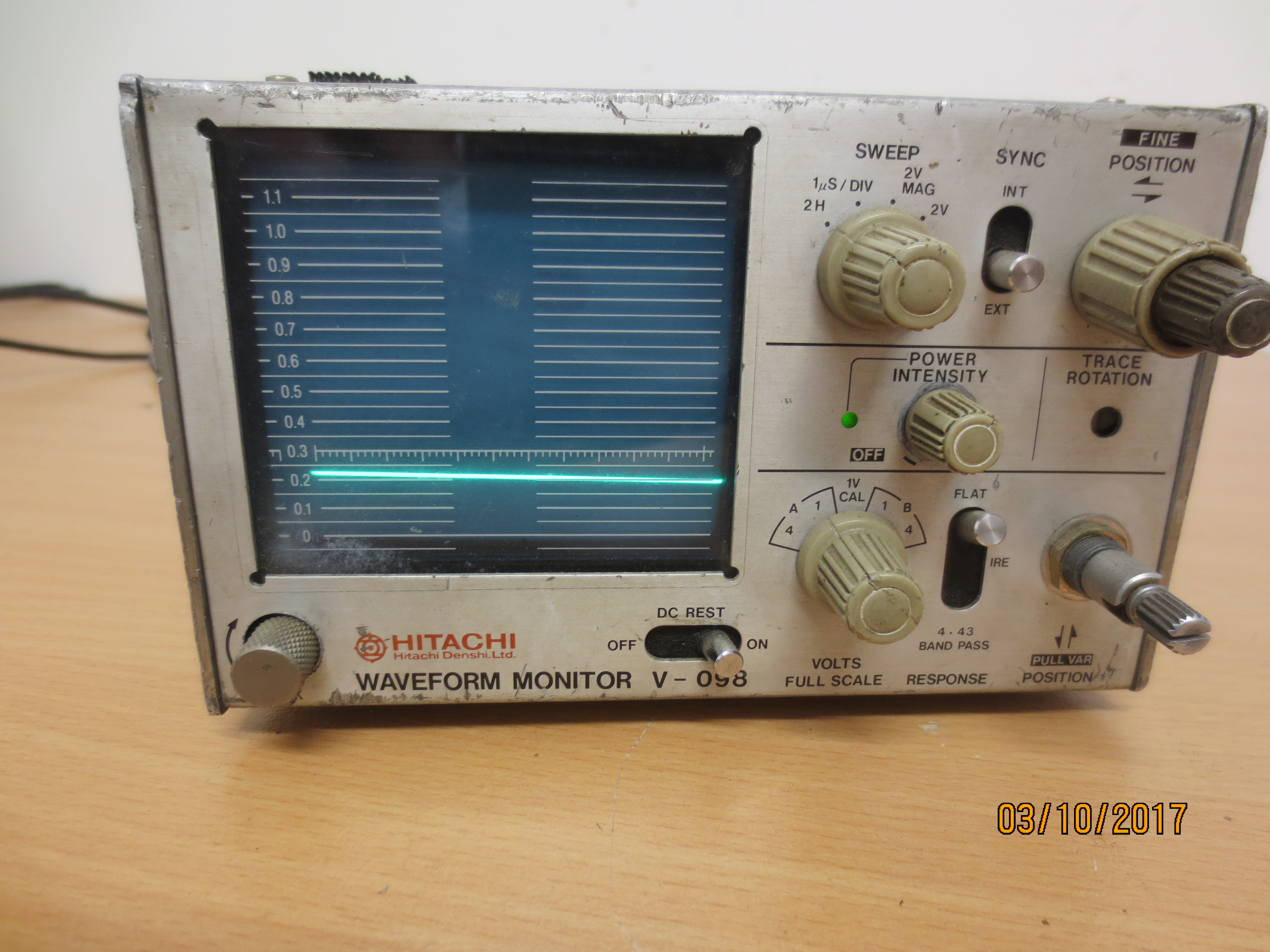 Hitachi Waveform Monitor Model - Lot 877812 | ALLBIDS