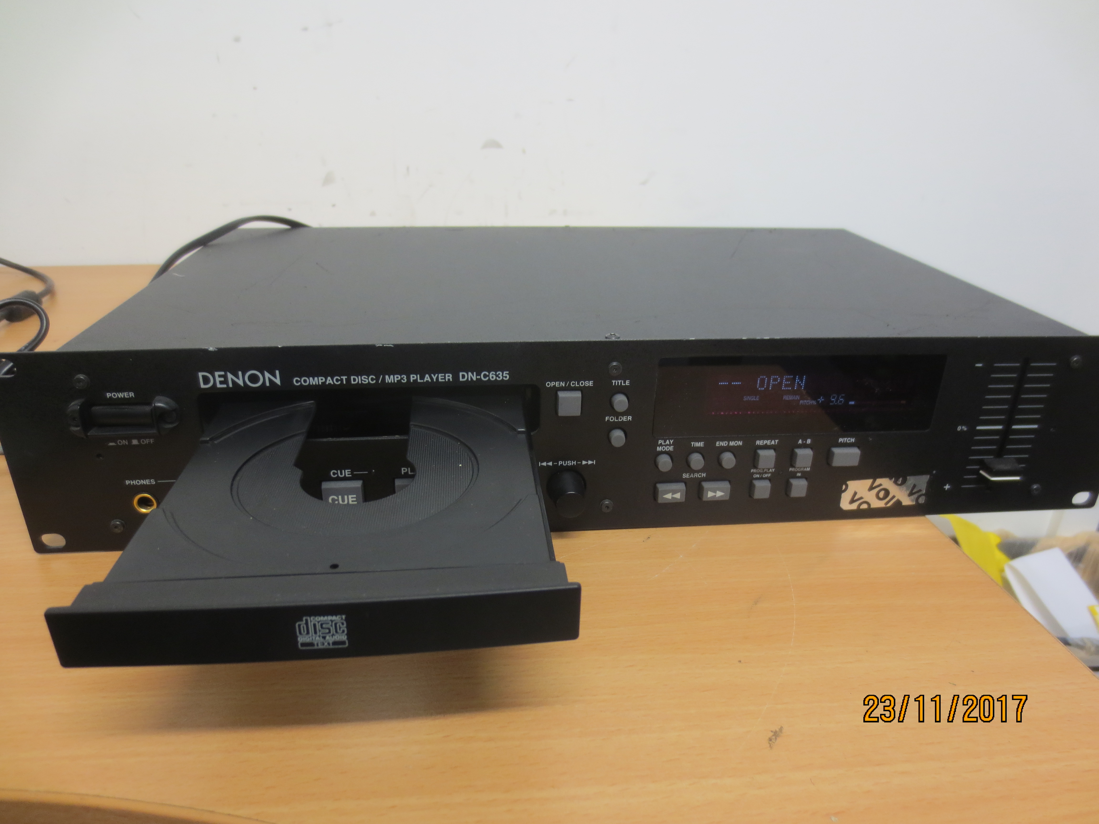 Denon Compact Disc/Mp3 Player Dn-C635 - Lot 894189 | ALLBIDS