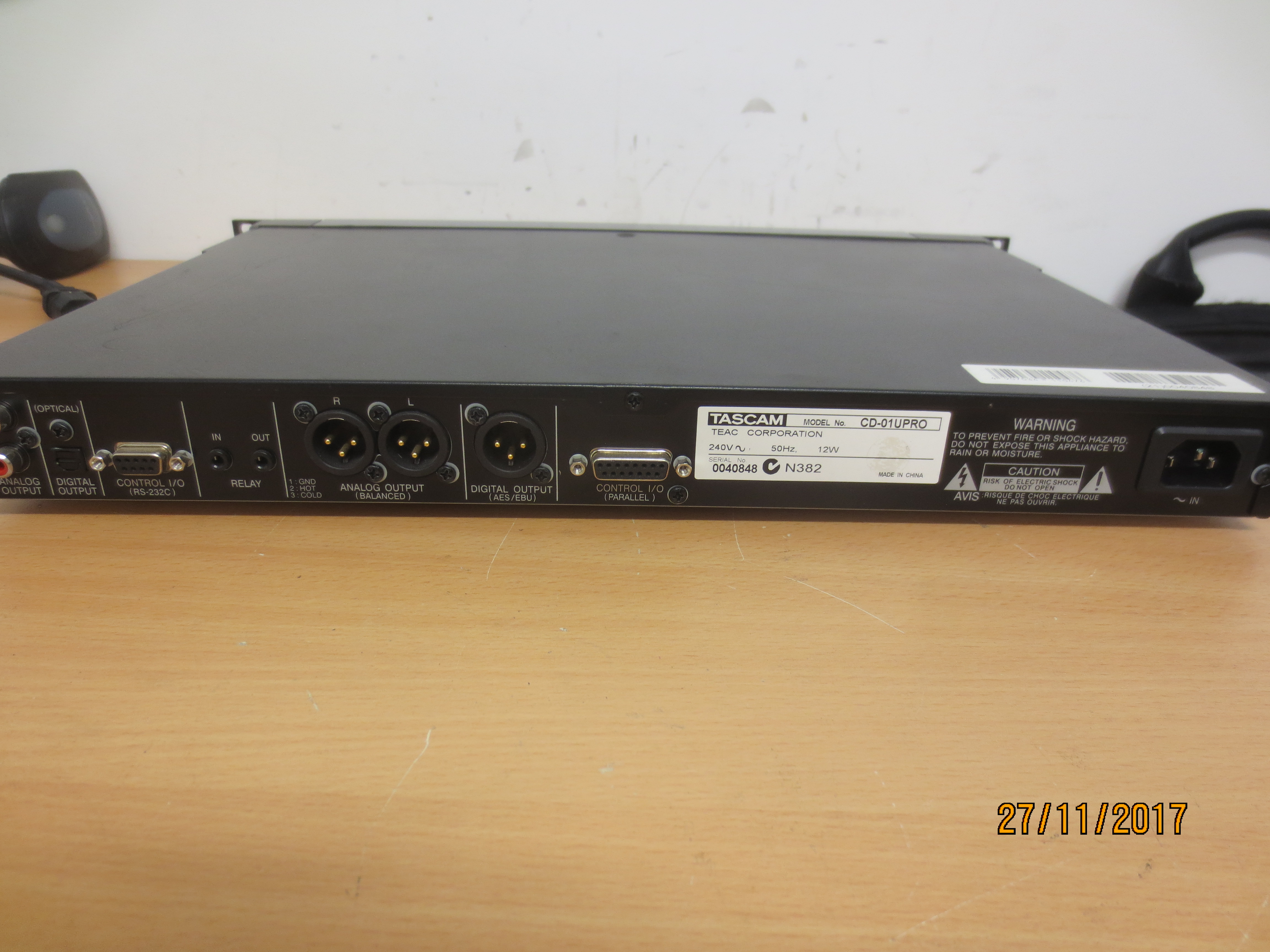 Tascam Cd Player Cd-01U Professional - Lot 894137 | ALLBIDS