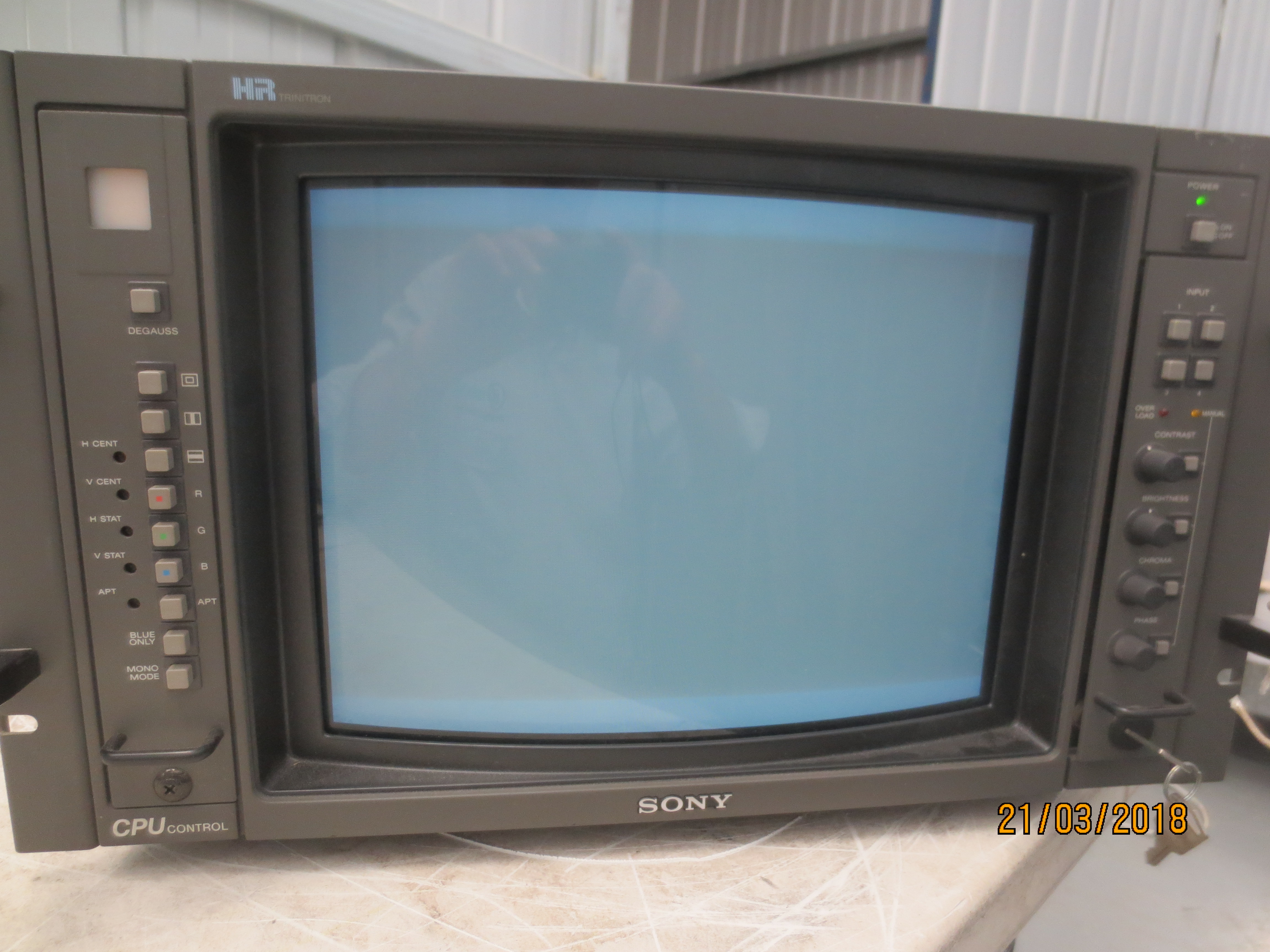 Sony Trinitron 14 Inch Colour Video - Lot 930972 | ALLBIDS