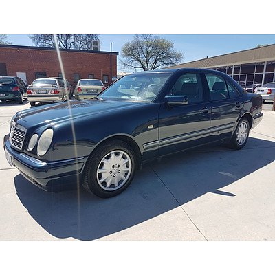 1/1999 Mercedes-Benz E430 Elegance - Lot 879353 | CARBIDS