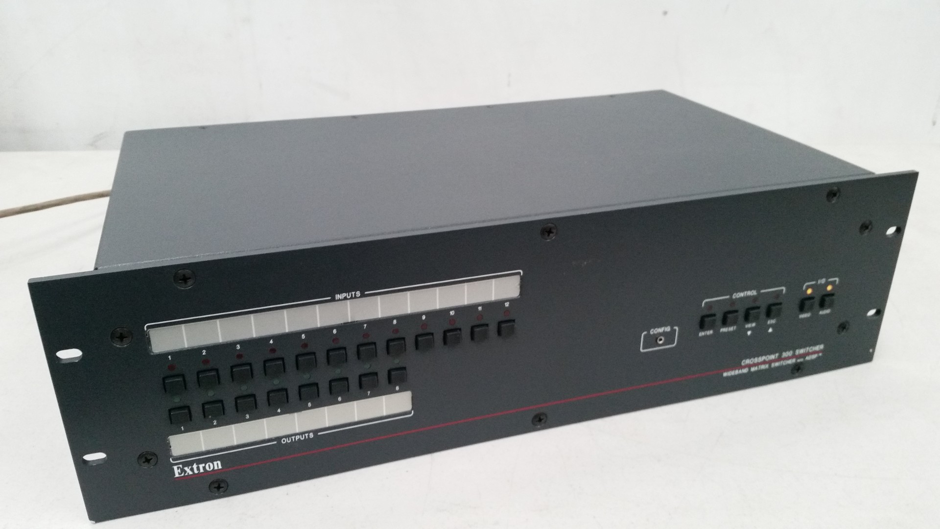 Extron CrossPoint 300 Switcher - Lot 895920 | ALLBIDS