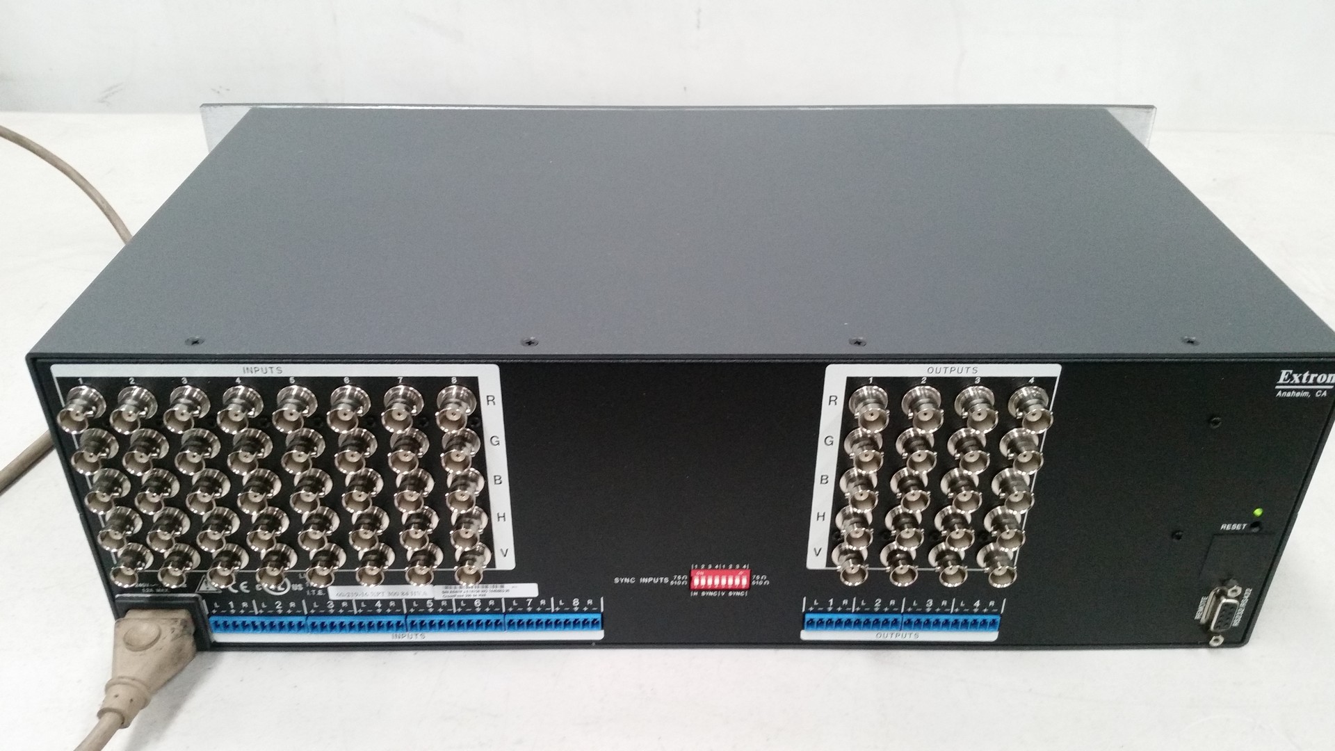 Extron CrossPoint 300 Switcher - Lot 895920 | ALLBIDS