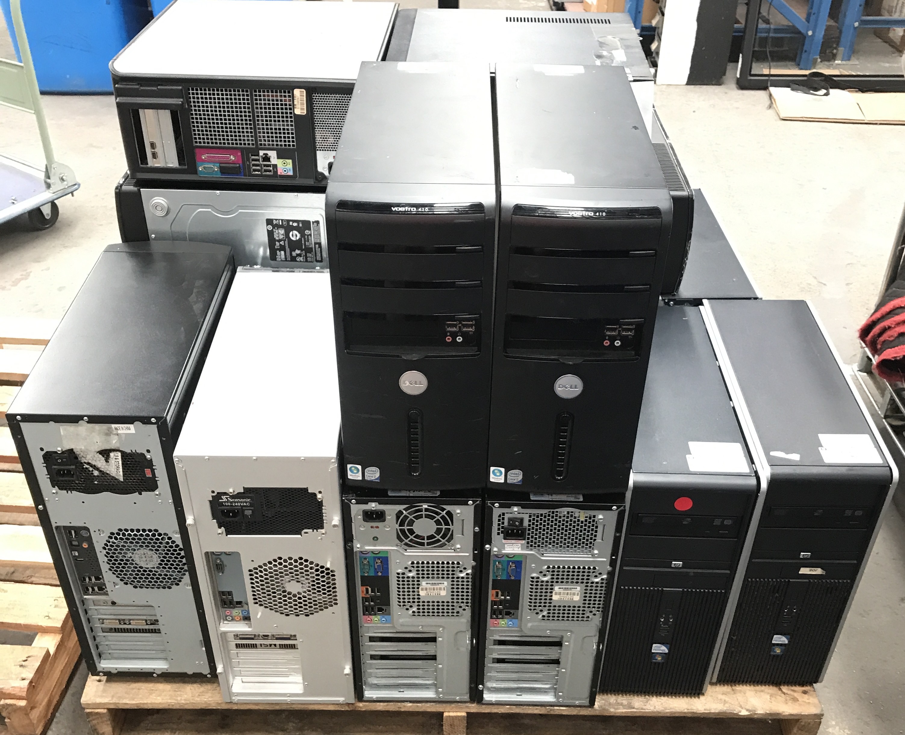 Pallet lot of 21 Computers, Assorted - Lot 915987 | ALLBIDS