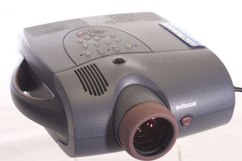 InFocus LP755 XGA LCD Projector - Lot 948120 | ALLBIDS