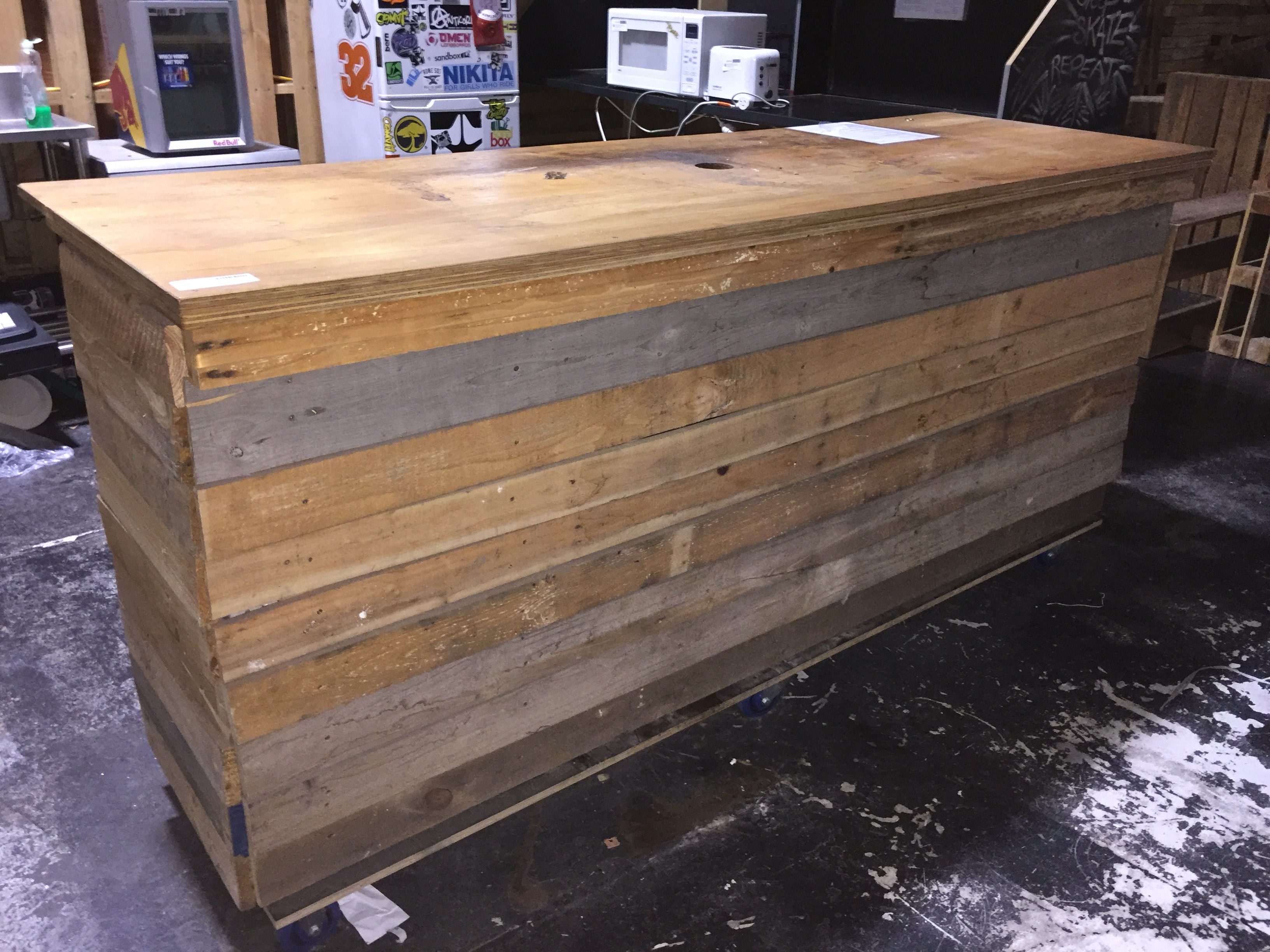 Plywood and Timber Counter Top - Lot 904314 | ALLBIDS