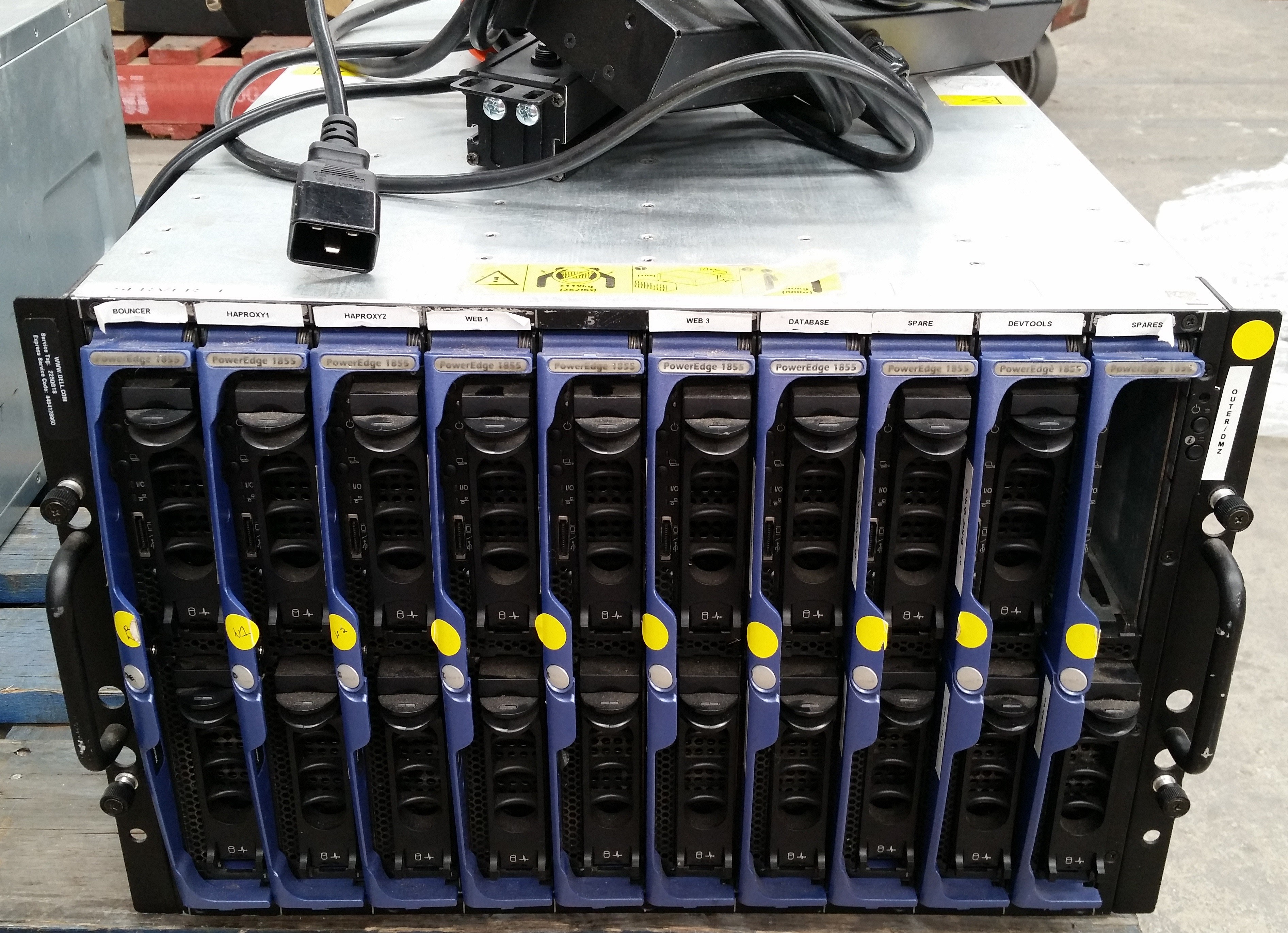 Dell PowerEdge 1855 Dual Xeon 2.0GHz - Lot 923929 | ALLBIDS