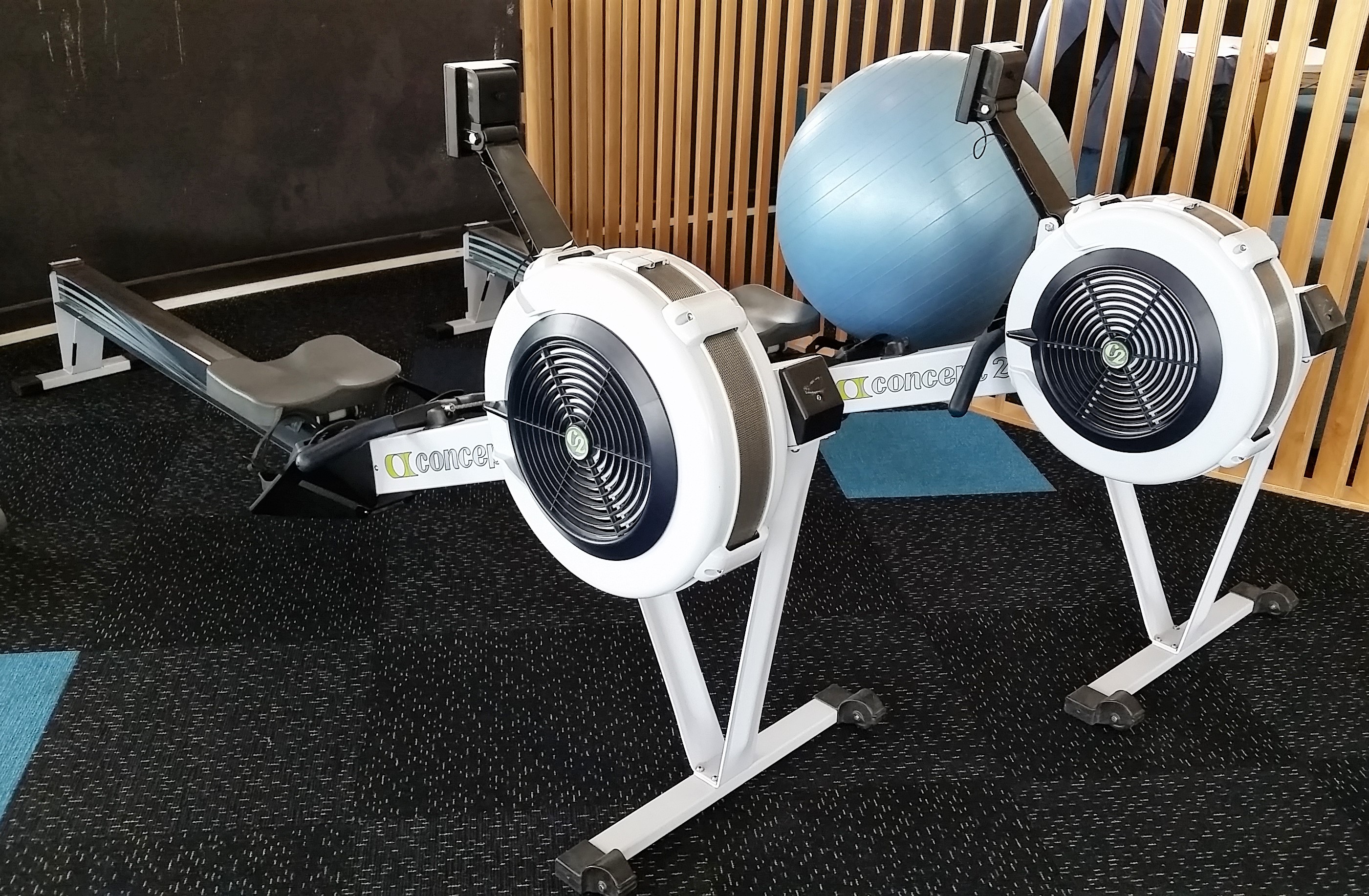Concept 2 Rowing Machine Commercial - Lot 917908 | ALLBIDS