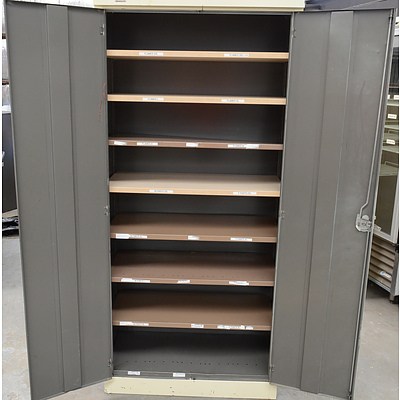 Brownbuilt Metal Two Door Storage - Lot 936166 | ALLBIDS
