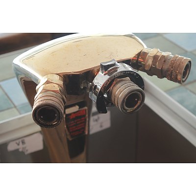 Two Beer Tap Stalls with Stainless - Lot 939966 | ALLBIDS