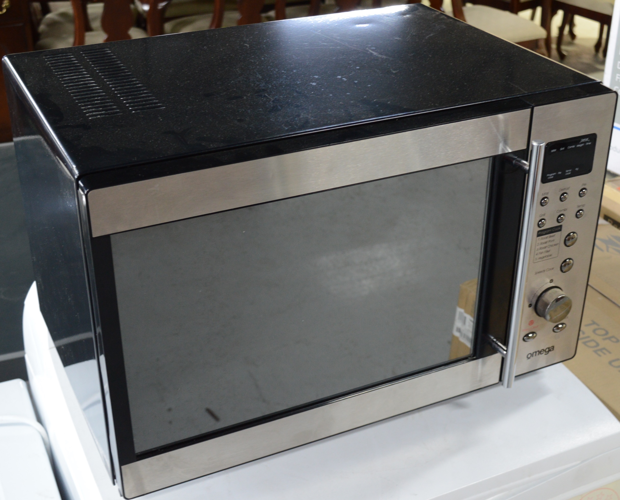 Omega 1000 Watt Convection Microwave - Lot 945874 | ALLBIDS