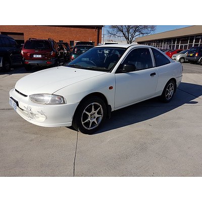 8/2000 Mitsubishi Lancer GLi CE - Lot 952092 | CARBIDS