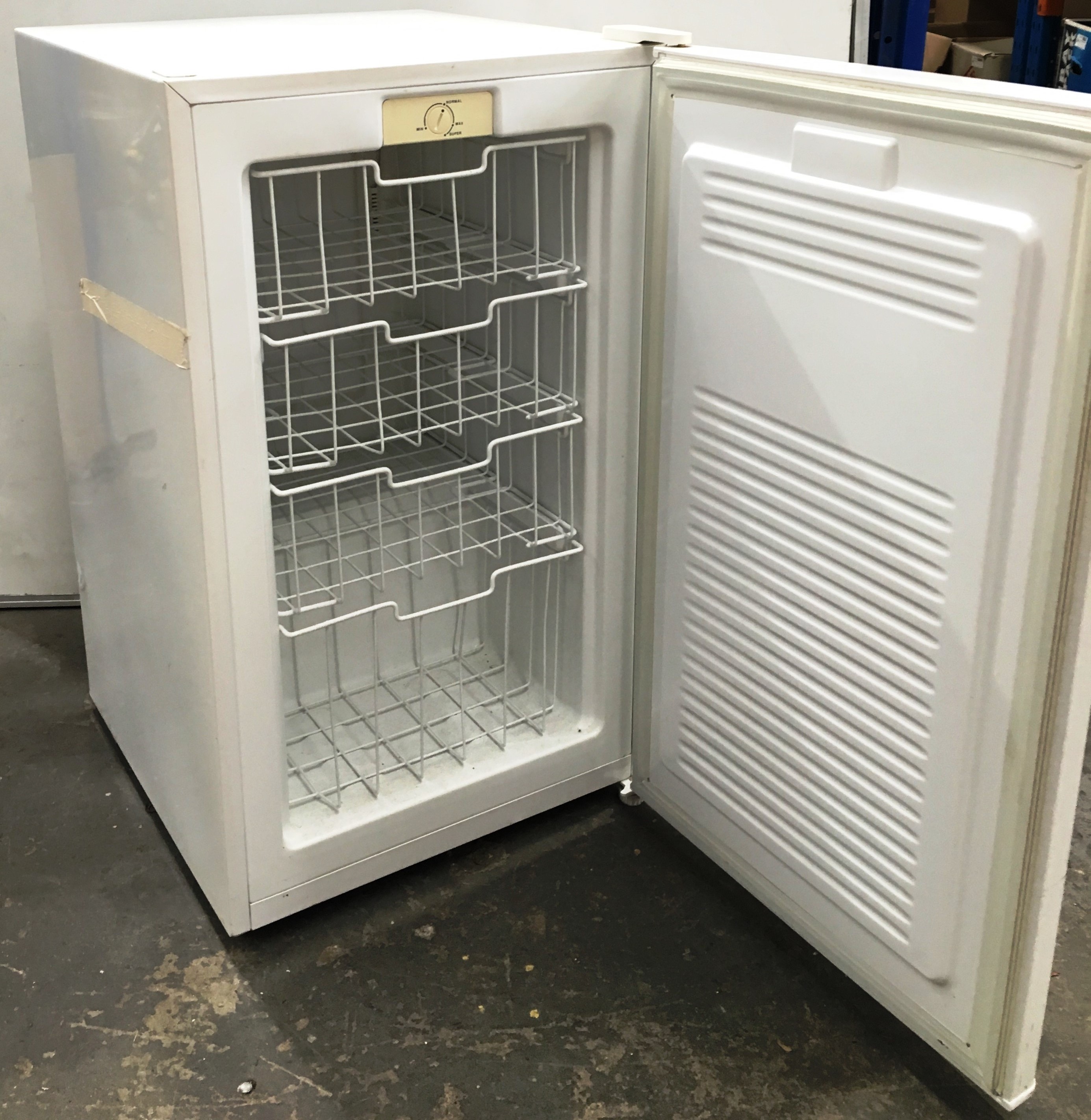 Rank Arena RAURF90 90L Upright - Lot 965267 | ALLBIDS