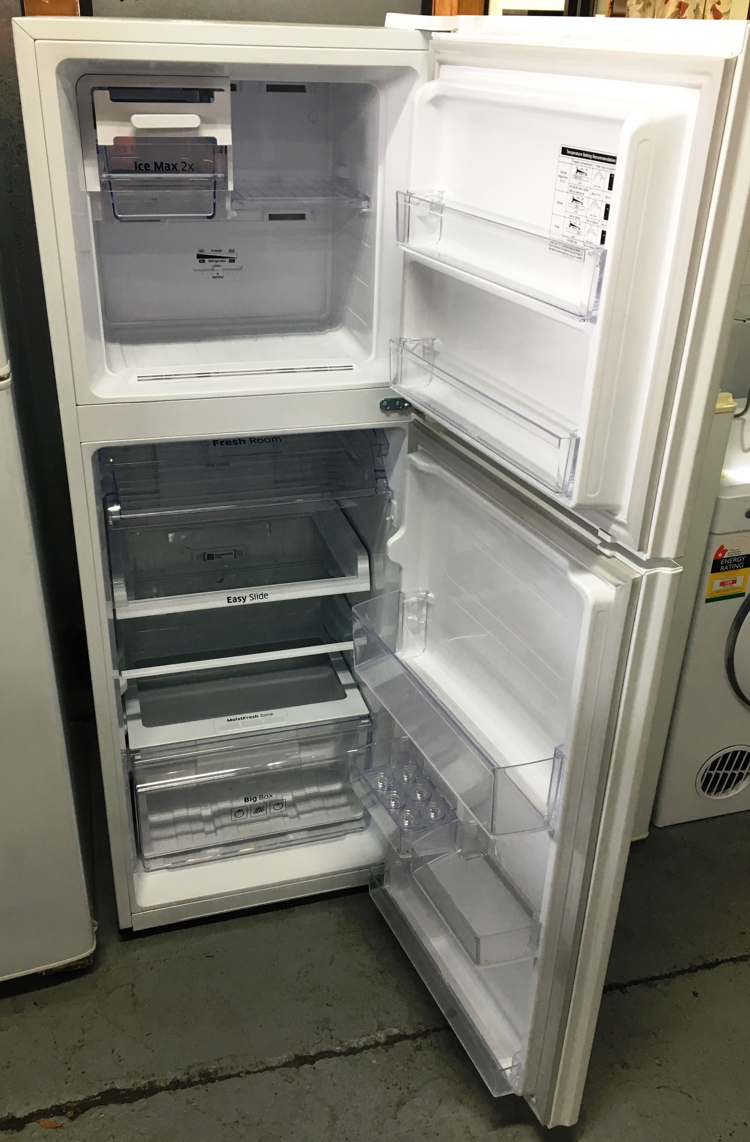 Samsung 250L Fridge-Freezer - Lot 966626 | ALLBIDS