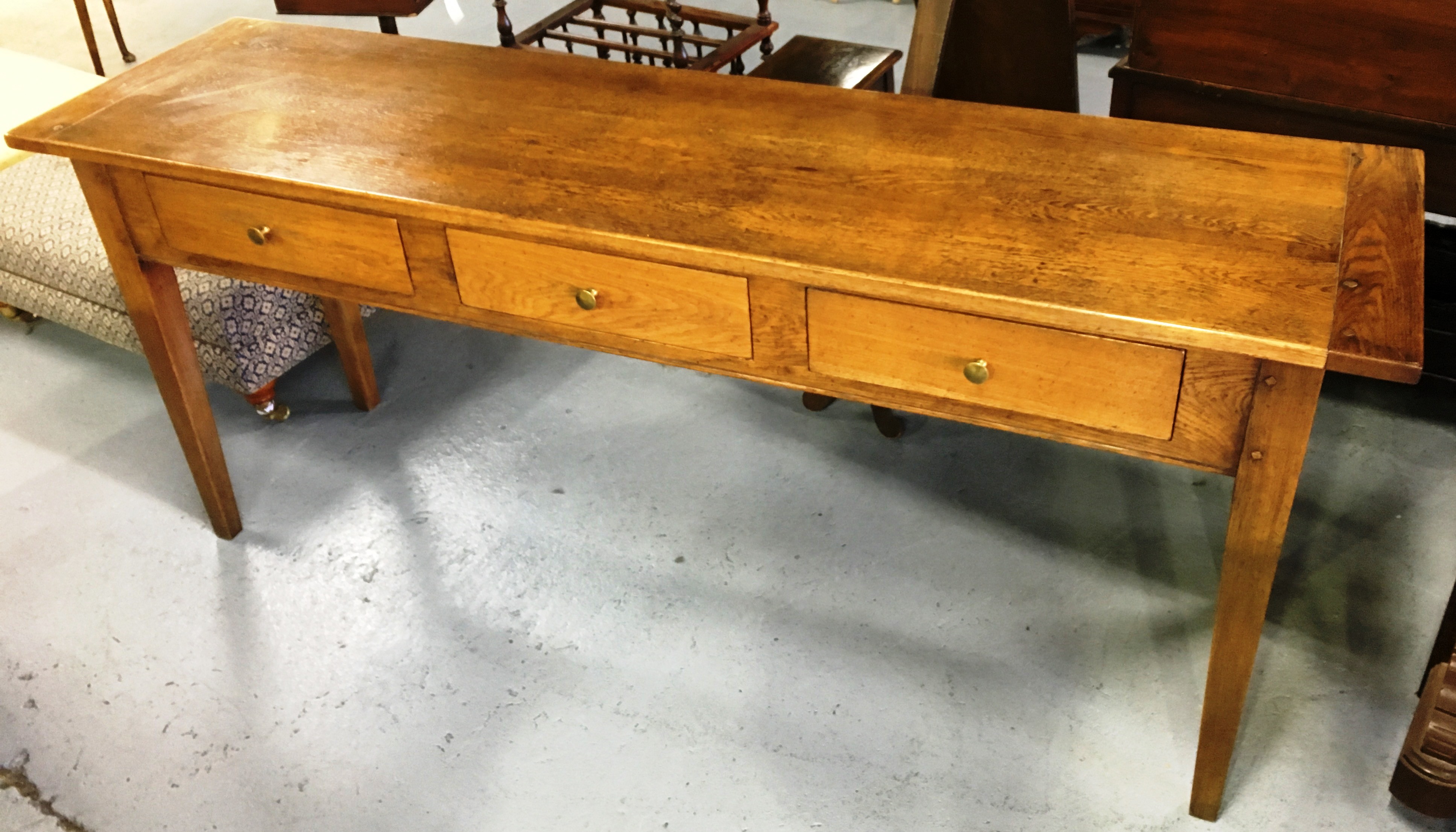 Contemporary Oak Hall Table - Lot 984454 | ALLBIDS