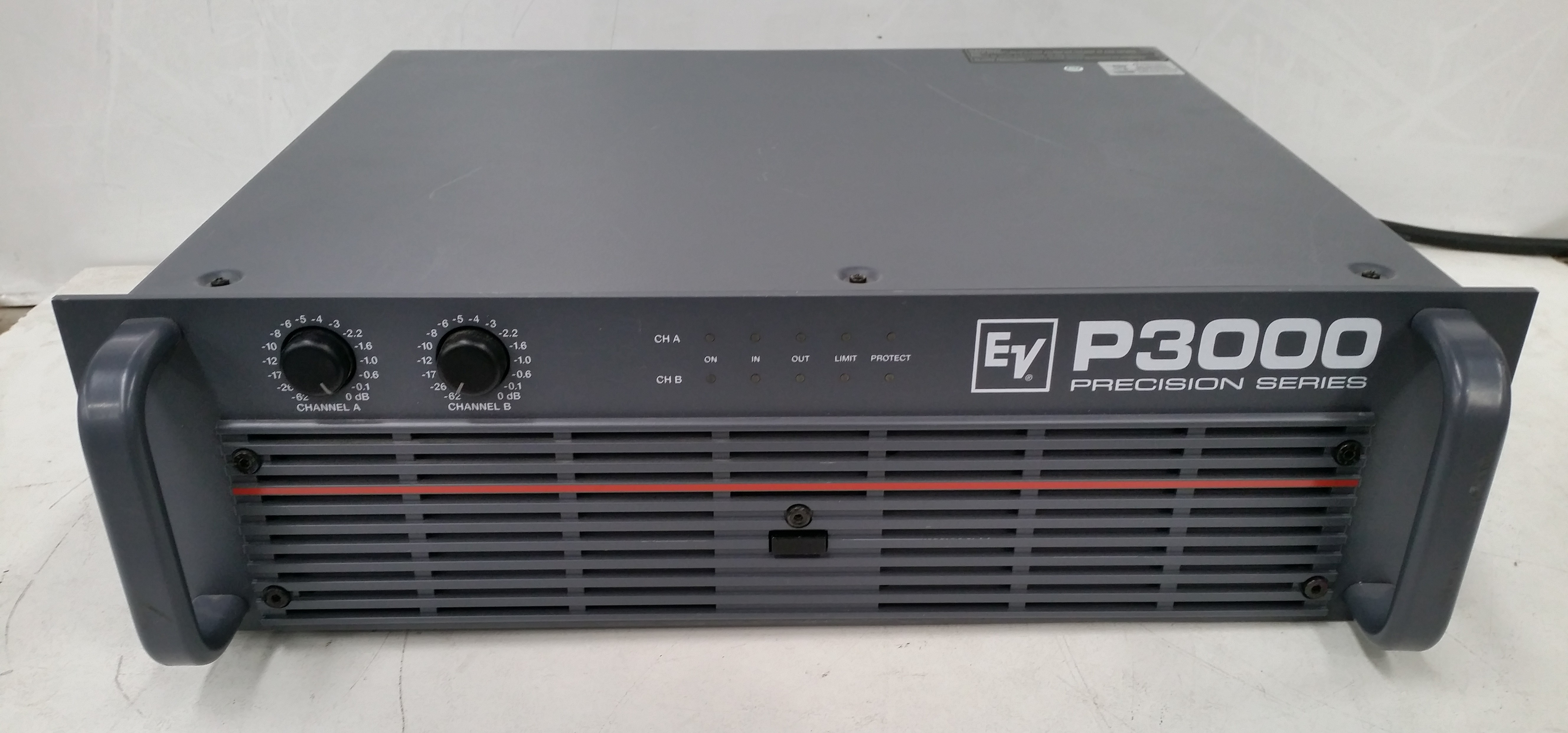 EV Electro-Voice P3000 Precision - Lot 978305 | ALLBIDS