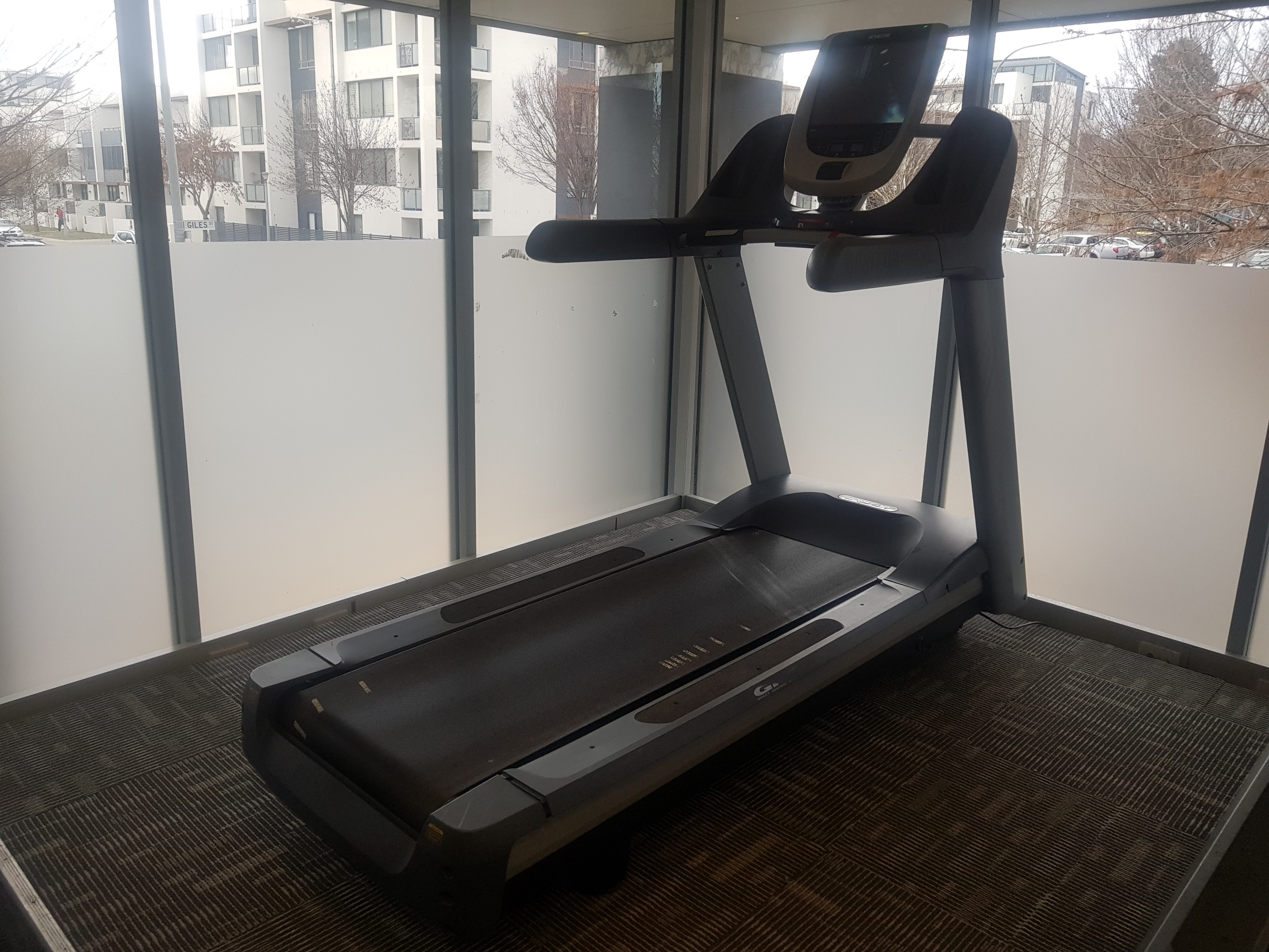 Precor Commercial Grade Treadmill - Lot 1003330 | ALLBIDS
