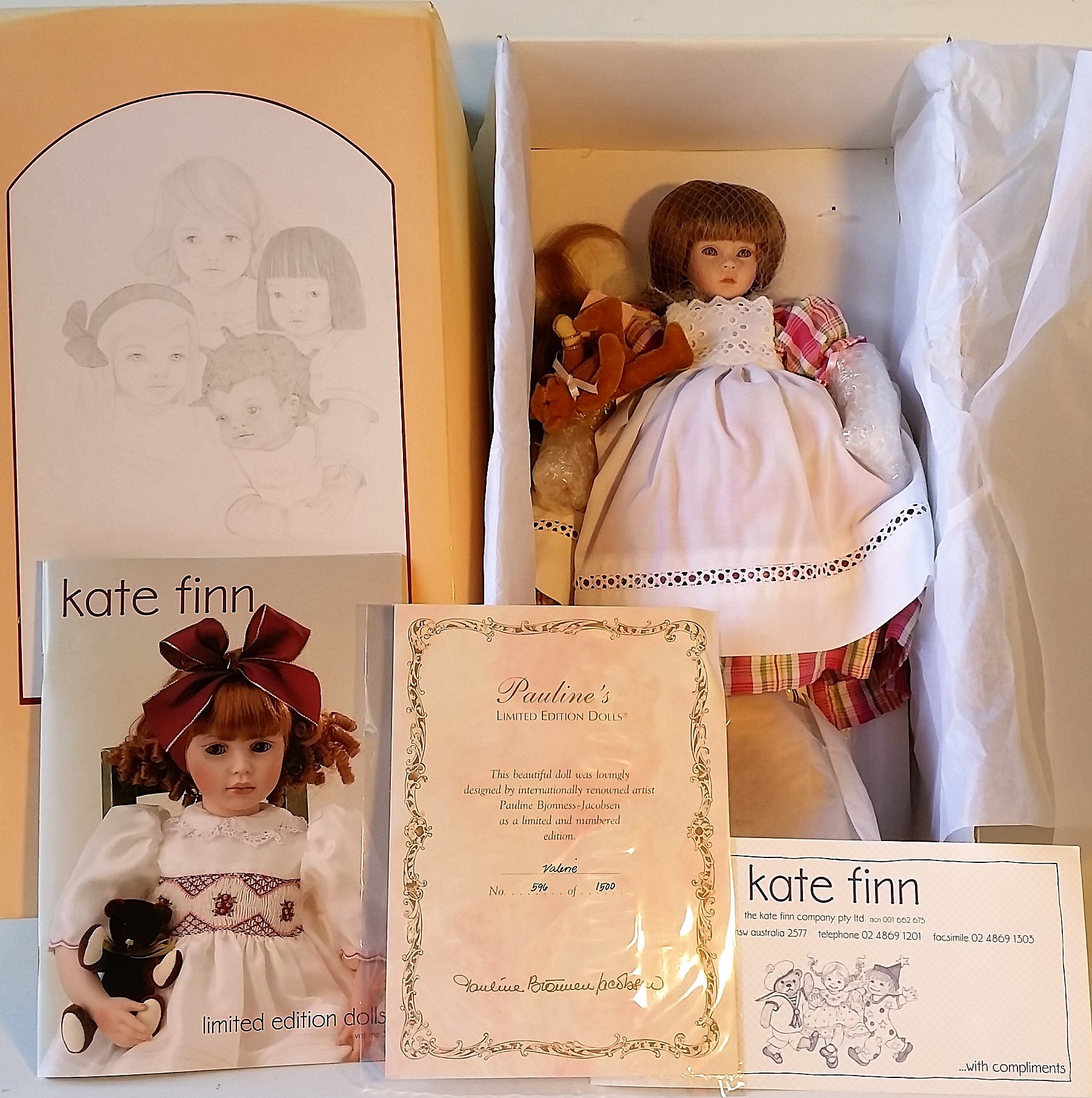 Pauline's Limited Edition Porcelain - Lot 1005685 | ALLBIDS