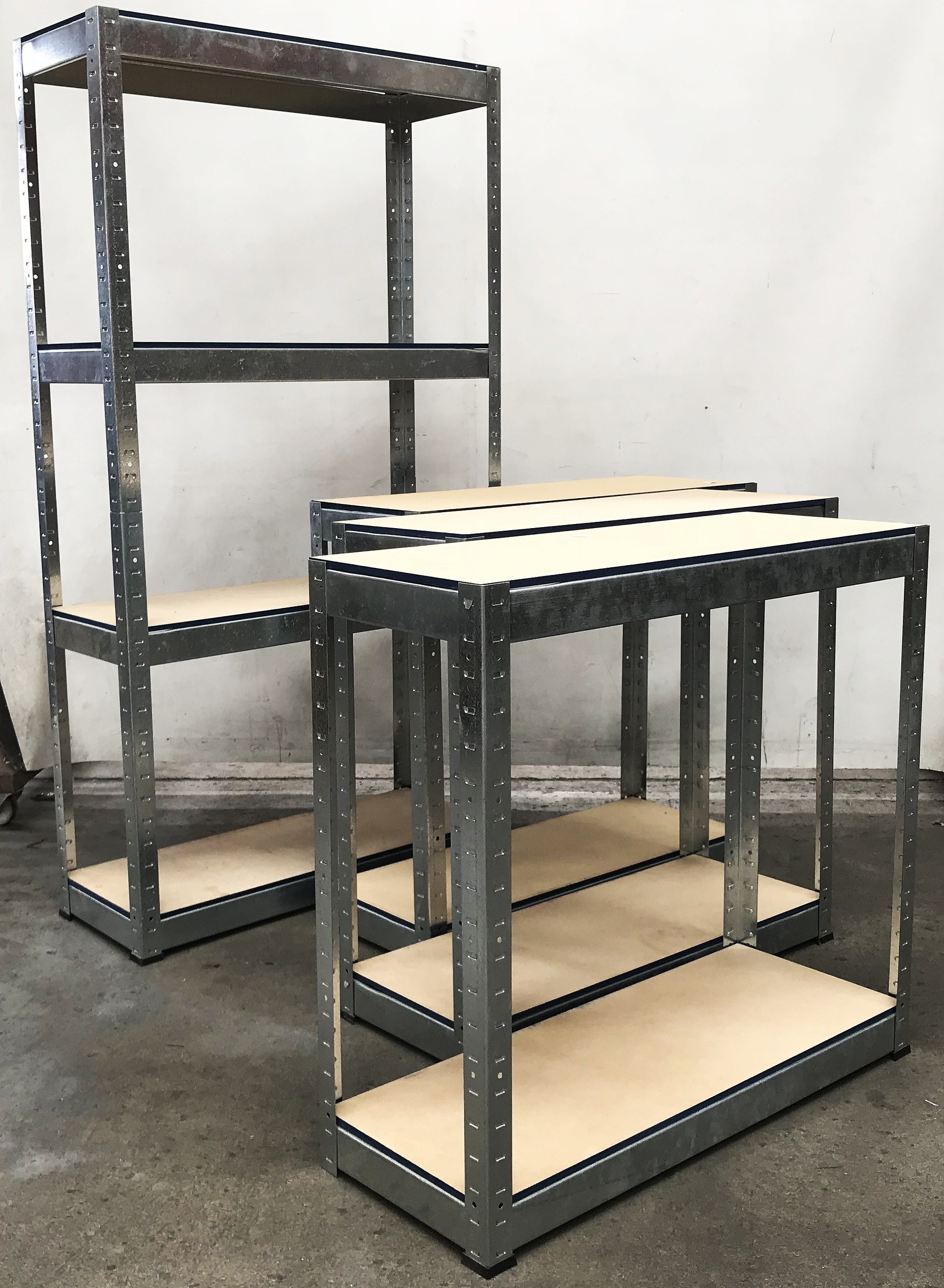 Set of 4 Galvanised Shelves - Lot 1025844 | ALLBIDS