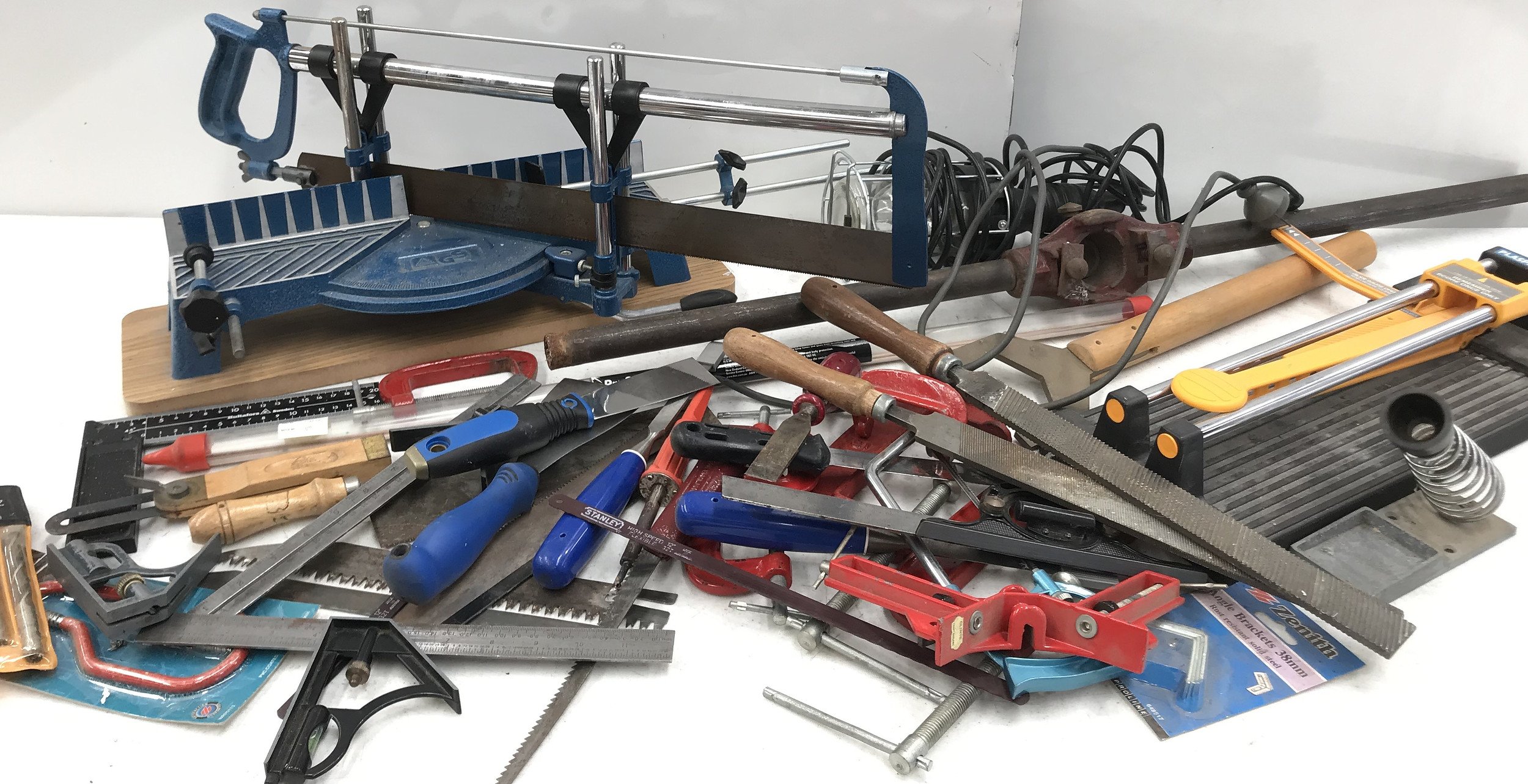 Tools, Hardware Accessories - Lot 1057137 | ALLBIDS