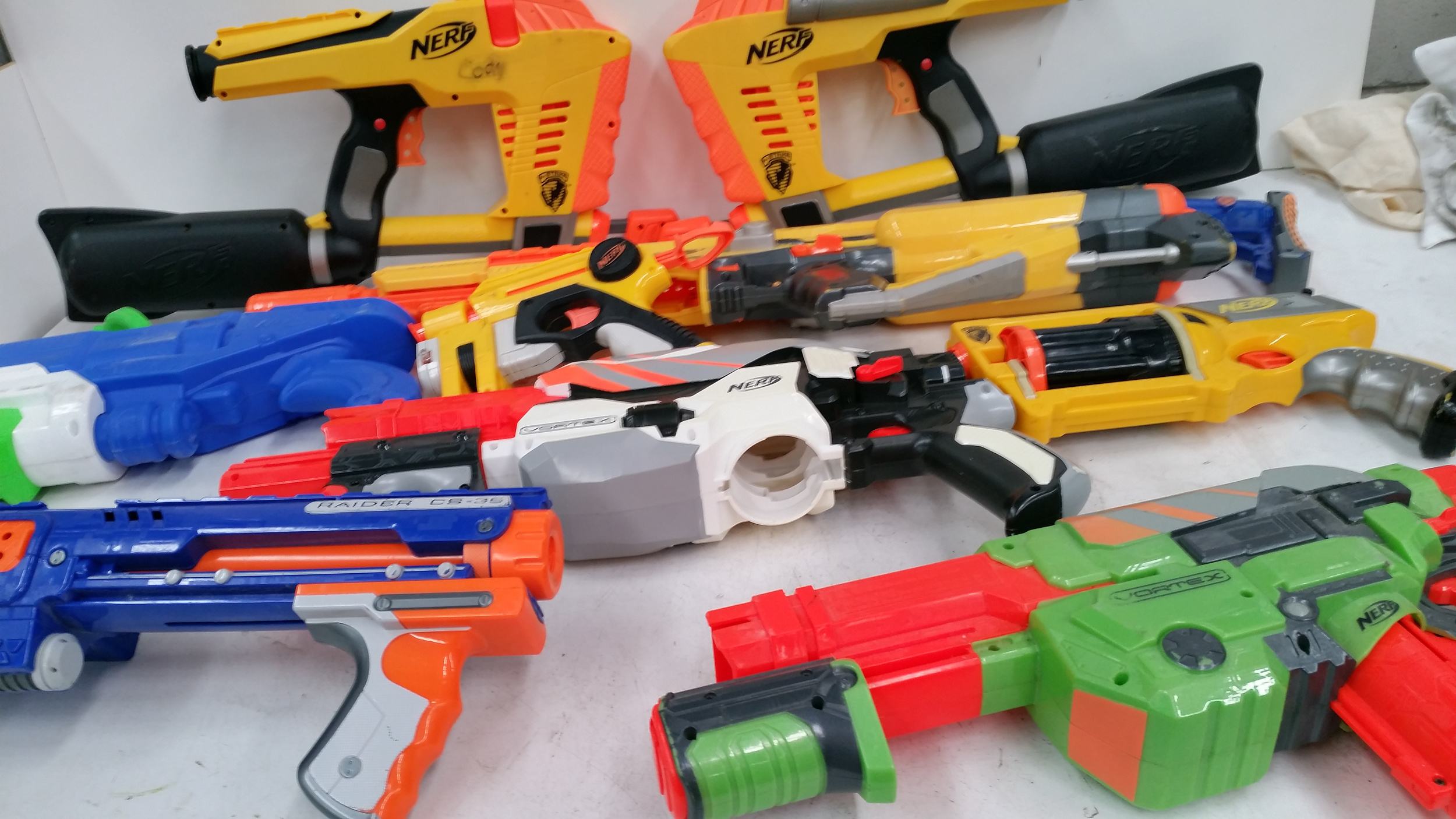 Nerf Guns Collection of 8 - Lot 1044034 | ALLBIDS