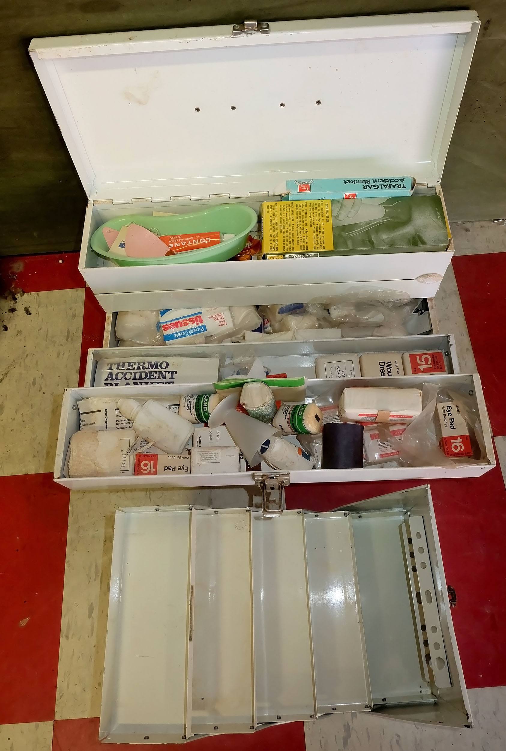 Two Vintage First Aid Kits - Lot 1048667 | ALLBIDS