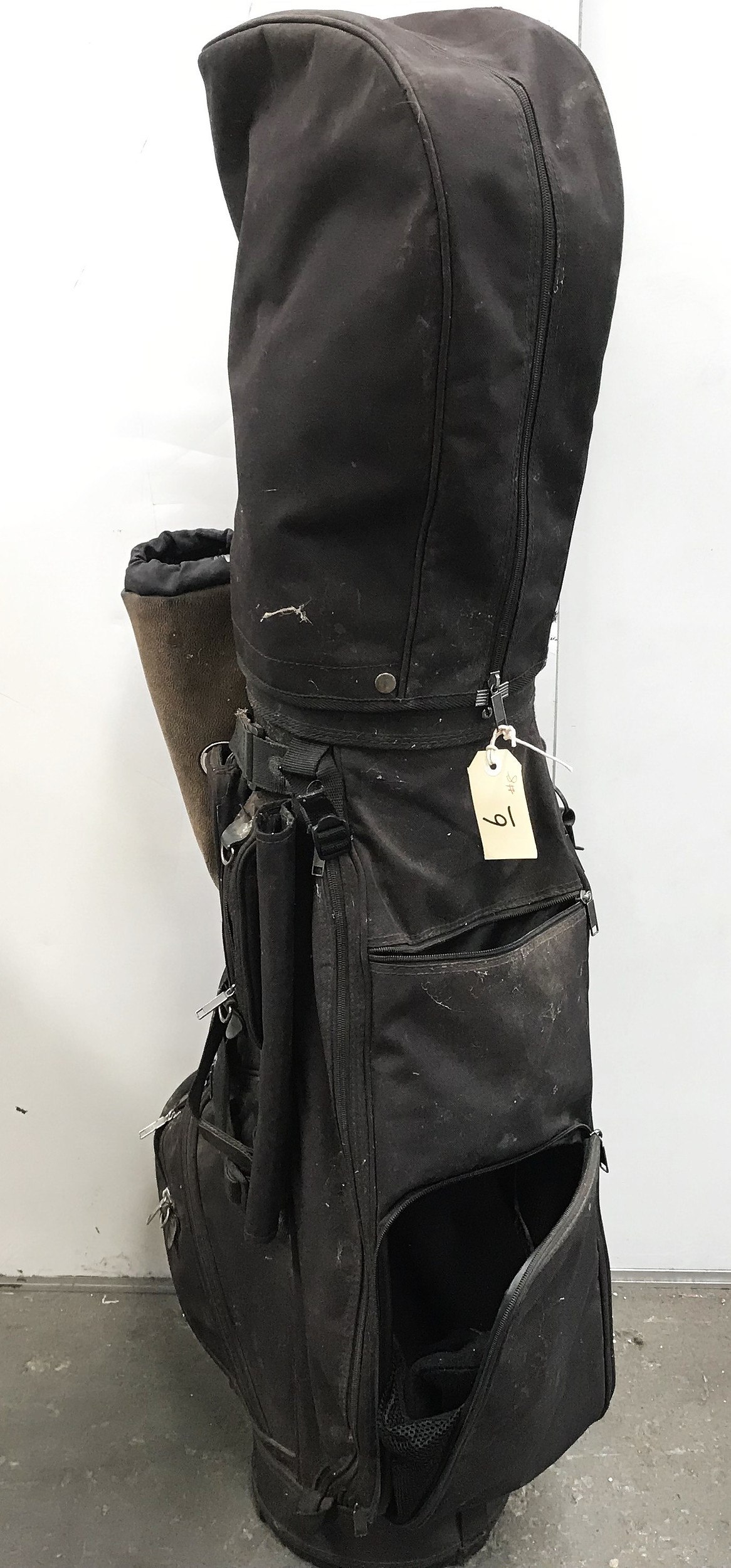 Black Golf Bag With 16 Clubs Accessories Lot 1048947 Allbids