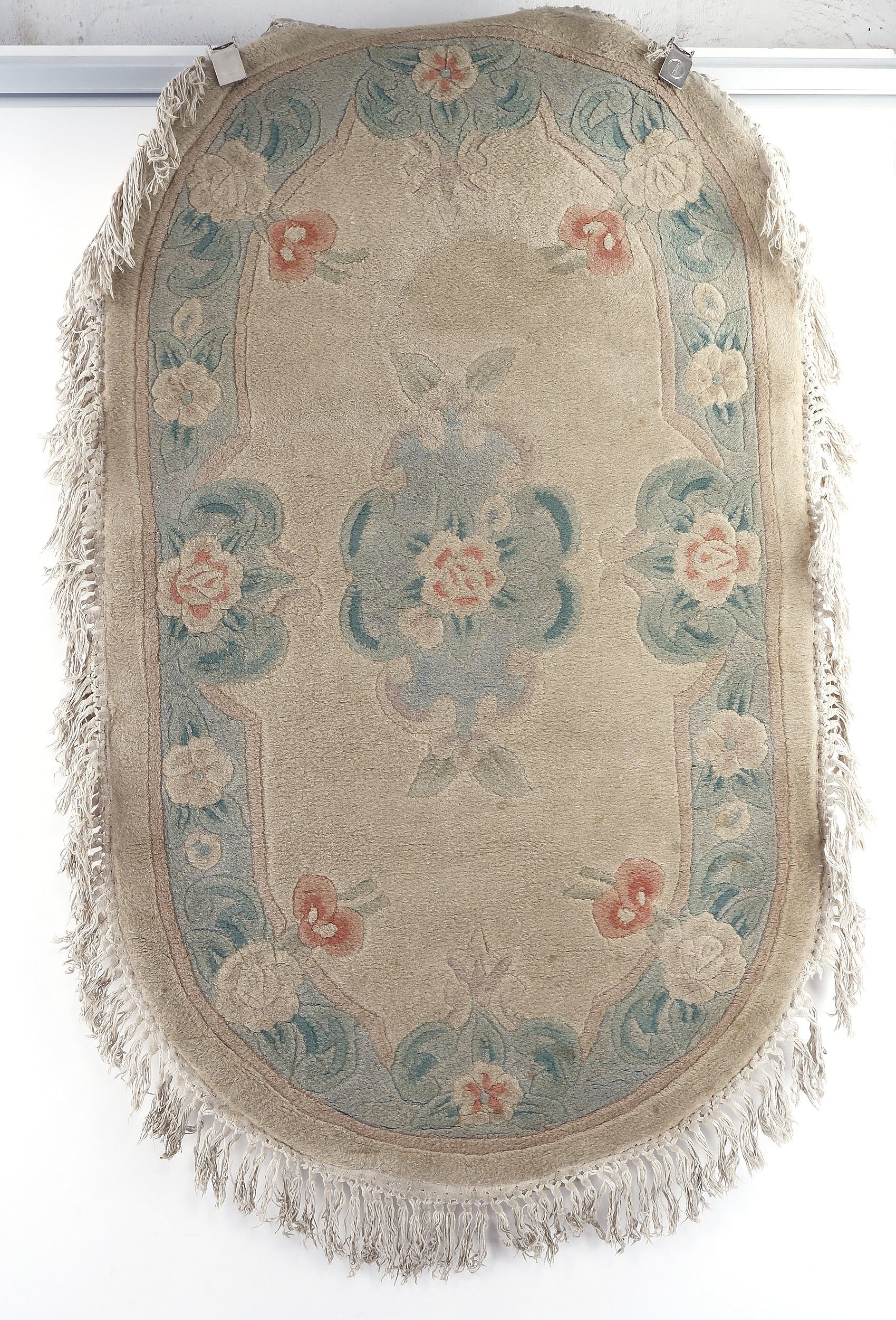 Chinese Sculpted Wool Pile Oval - Lot 1130155 | ALLBIDS