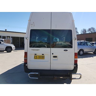4/2002 Ford Transit Van White 2.4L - Lot 1066303 | CARBIDS
