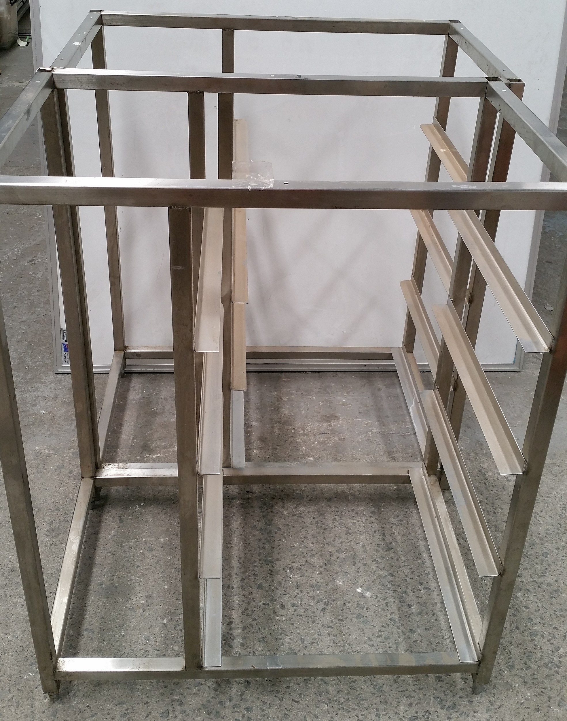 Commercial Stainless Steel Stands - Lot 1083073 | ALLBIDS