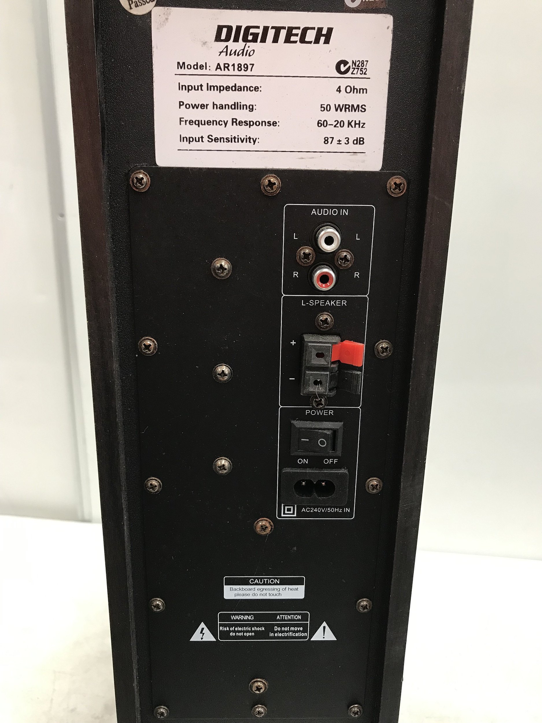 Two Digitech Audio Tower Speakers - Lot 1080314 | ALLBIDS