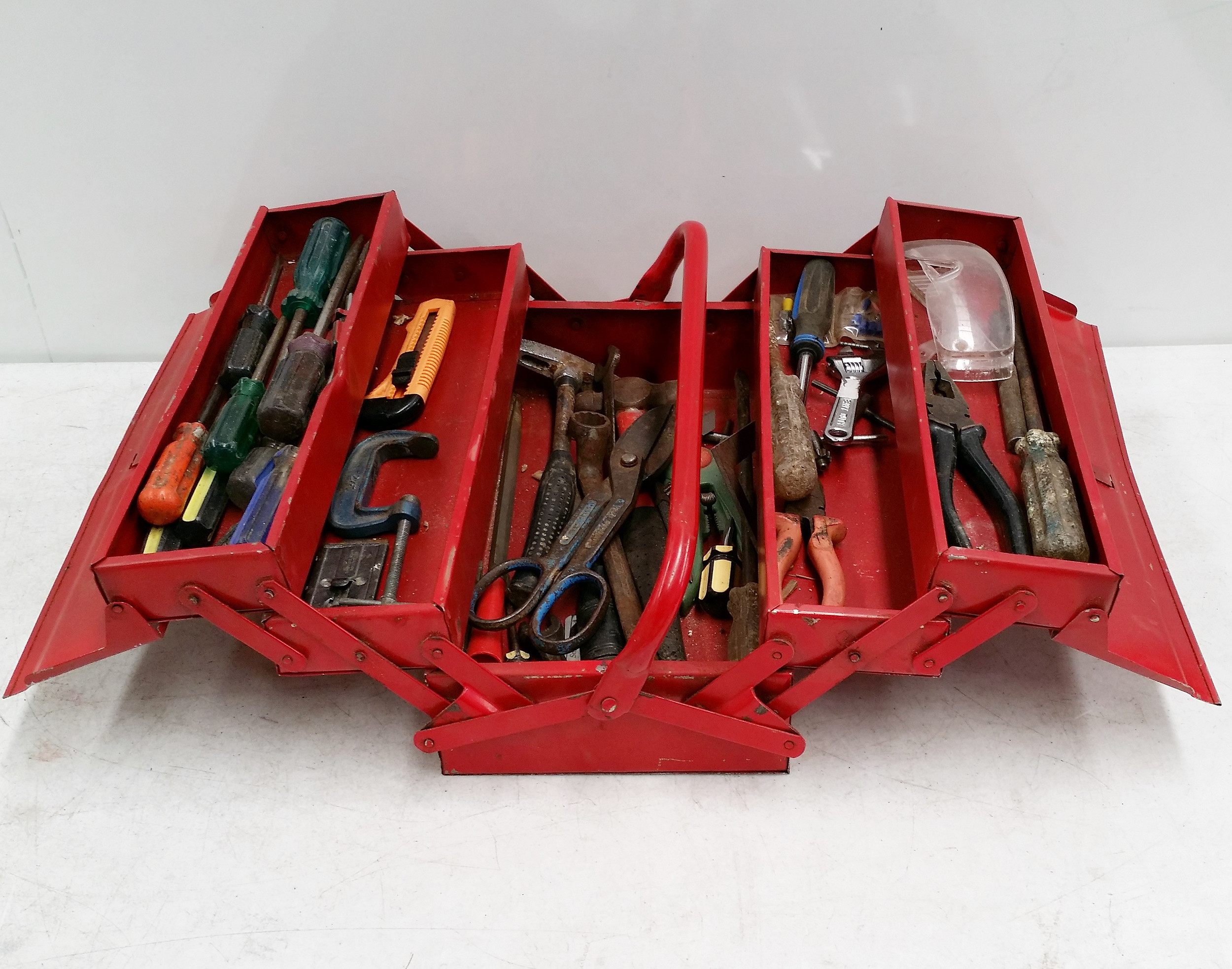 3 Tier Red Folding ToolBox with - Lot 1080309 | ALLBIDS