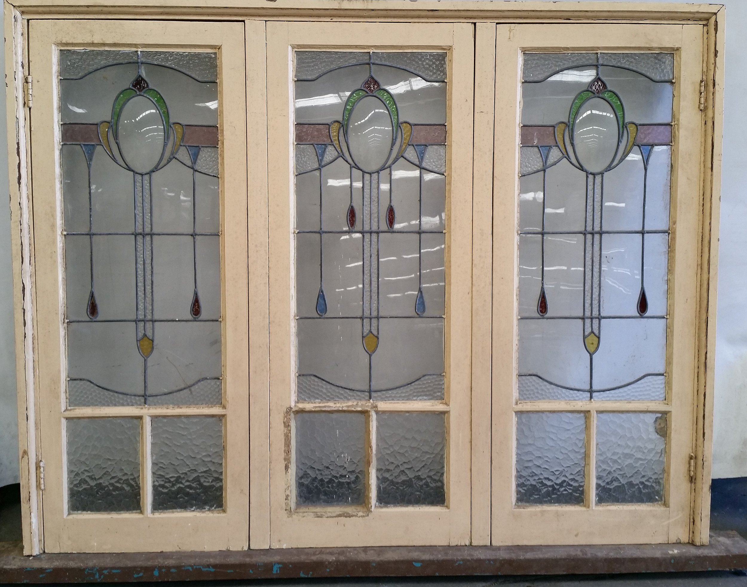 Antique Federation Leadlight Windows - Lot 1074828 | ALLBIDS