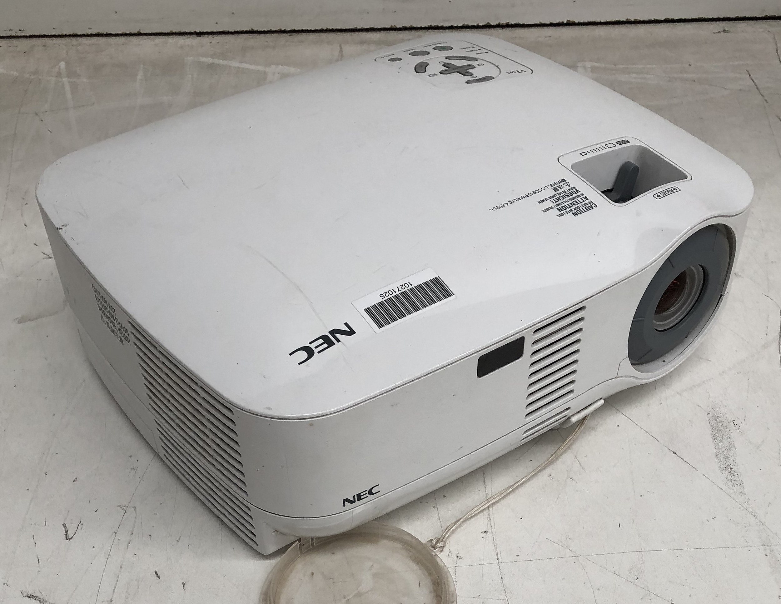 NEC (VT595) XGA 3LCD Projector - Lot 1125234 | ALLBIDS
