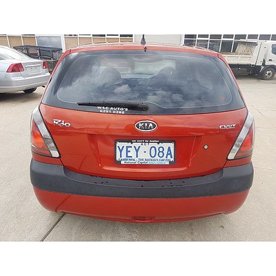 4/2007 Kia Rio EX JB 5d Hatchback - Lot 1098637 | CARBIDS