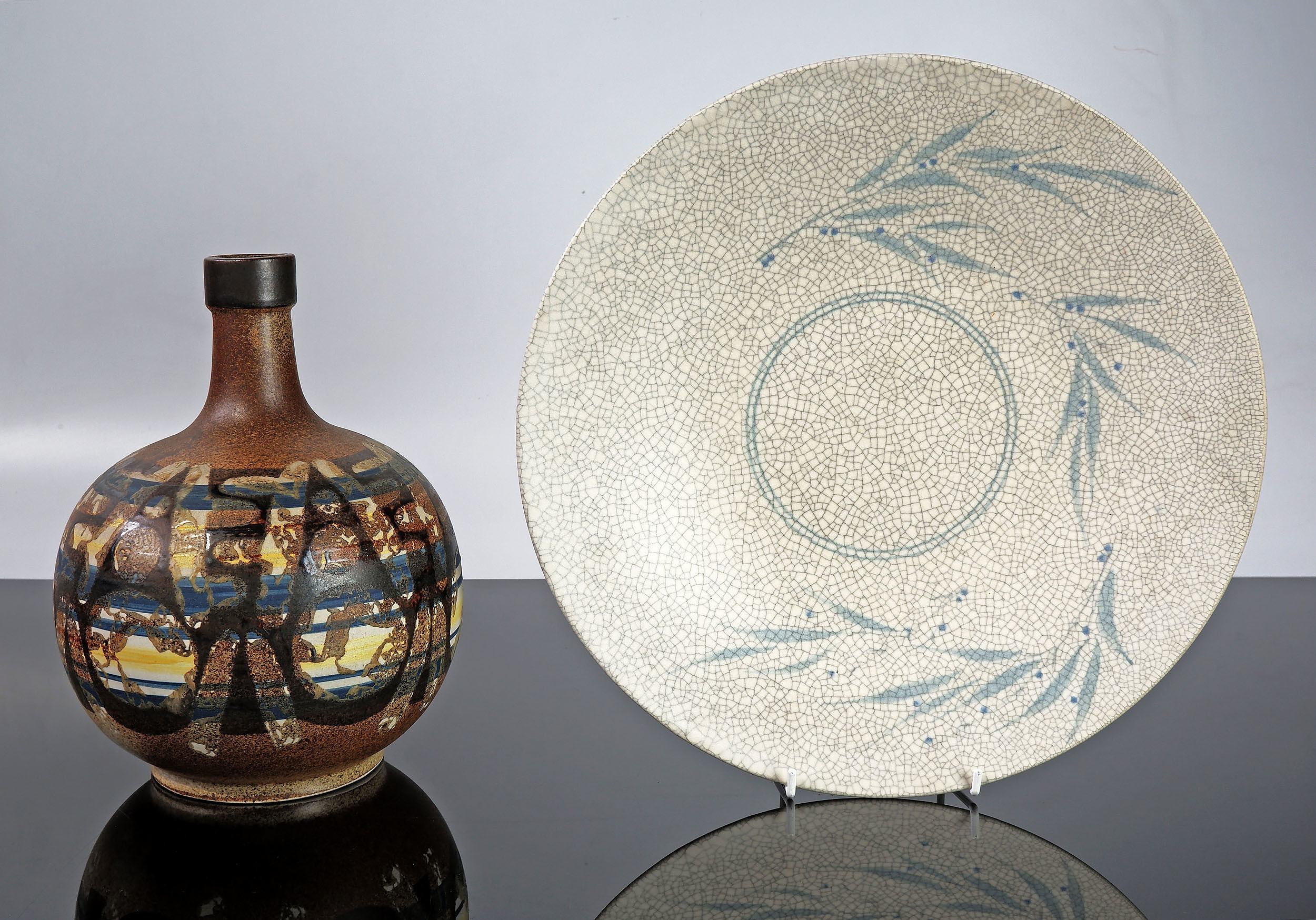 Pottery Charger by Tim Strachan - Lot 1130210 | ALLBIDS